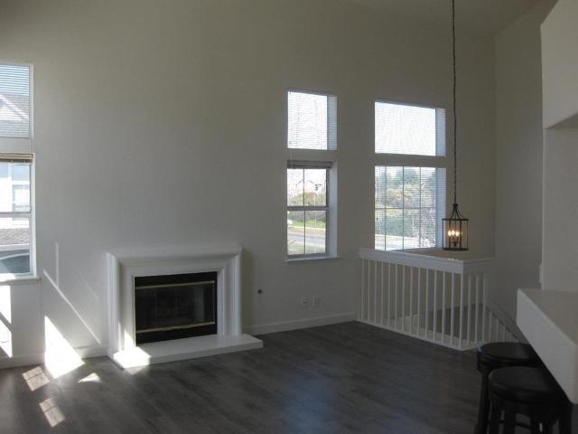 555 SHOAL Circle