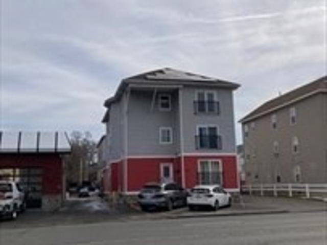 555 Park Ave, Unit 1, Worcester, MA 01603 | MLS #73481 | Compass