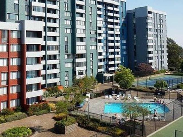 555 Pierce St Apt 1424, Albany, CA 94706