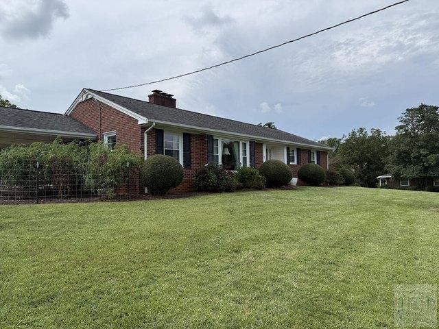 555 Preston Rd, Martinsville, VA 24112