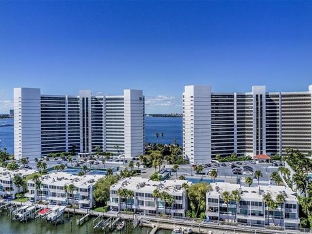 555 Quay Cmn Unit 804, Sarasota, FL 34236