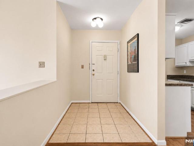 555 Riverside Avenue # 9
