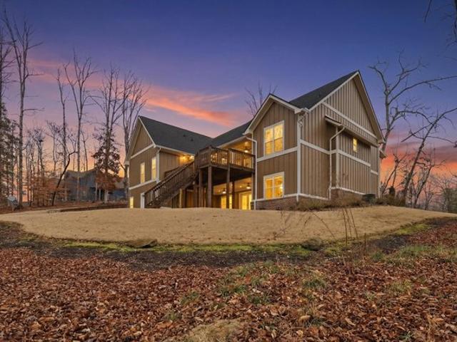 555 Riverstead Dr, Marietta, SC 29661