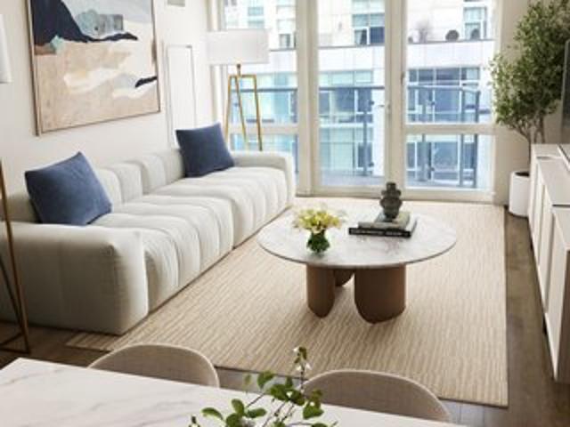555 W 59th St Apt 9H, New York, NY 10019