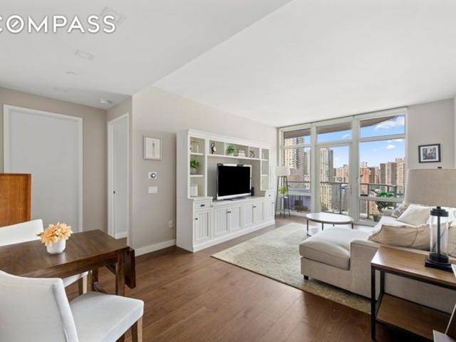 555 W 59th St Apt 21H, Manhattan, NY 10019