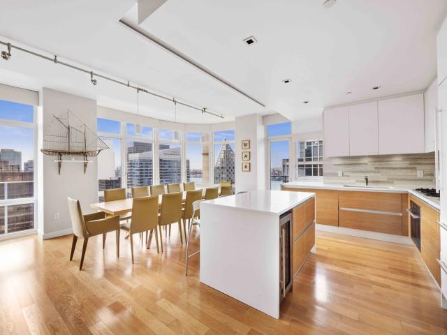 555 W 59TH Street 32B