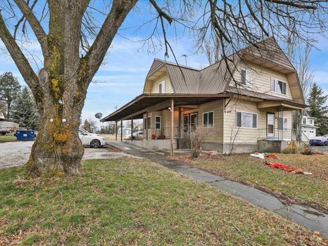 555 W Broadway Ave, Reardan, WA 99029