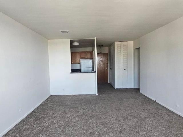 555 w cornelia avenue # 2009