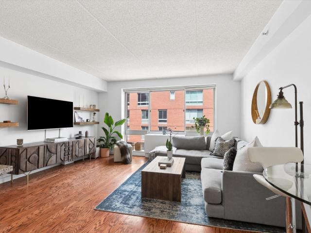 555 West 23rd Street, New York, NY