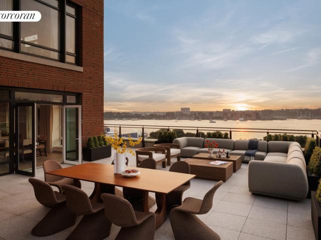 555 West 22nd Street, New York, NY