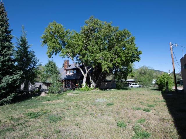 555 Terrace Avenue