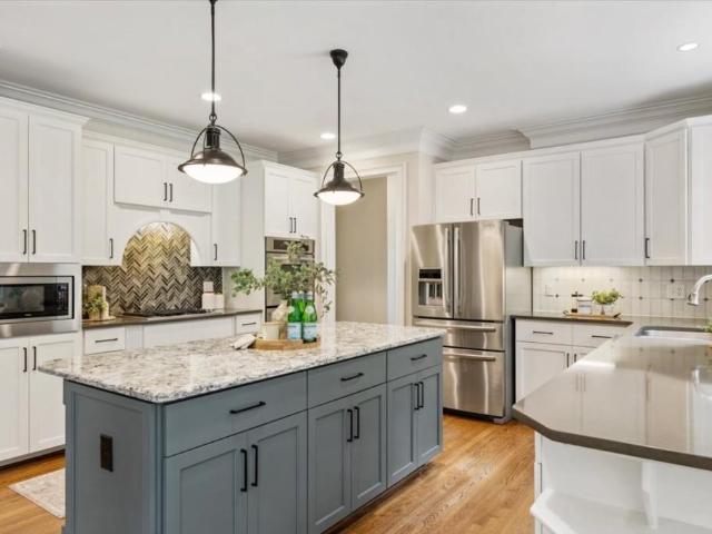 555 Treyburn View