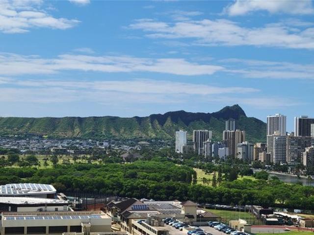 555 University Ave Apt 1903, Honolulu, HI 96826