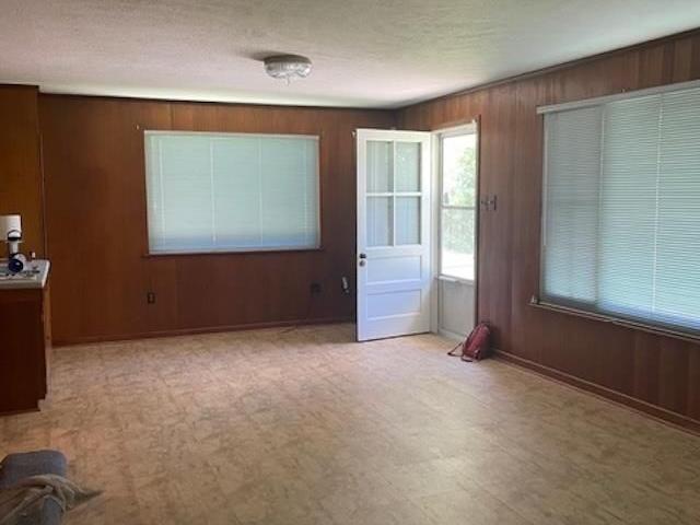 555 Ursuline Dr, Baton Rouge, LA