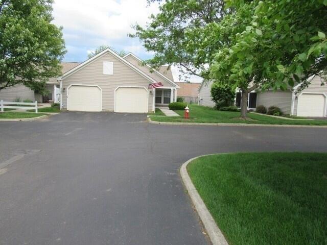 5564 Parkshire Dr, Columbus, OH 43229