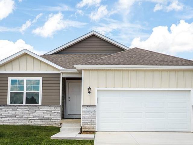 5565 N 186th Ave, Elkhorn, NE 68022
