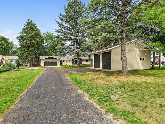 5565 NE River Road
