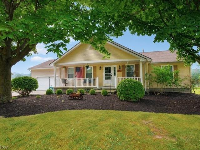 5566 River Rd, Madison, OH 44057
