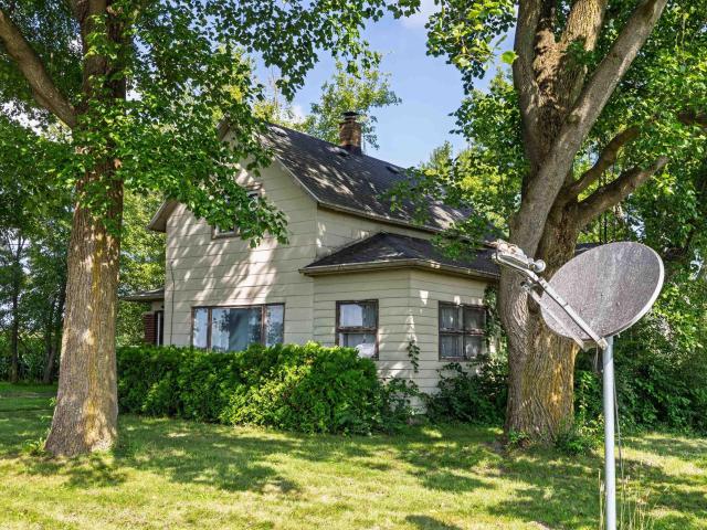 5567 E County Road 300