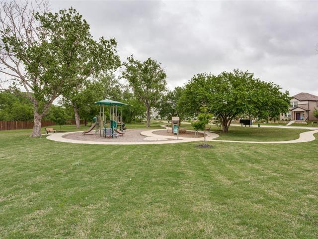 5569 Willamette Drive