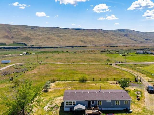 55604 W 360 Pr NW, Benton City, WA 99320