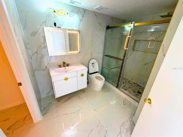 5560 Metrowest Blvd, Unit 308, Orlando, FL 32811 | MLS #O6370