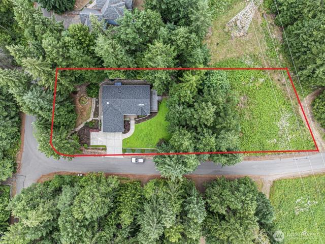 5560 NW Millglade Lane