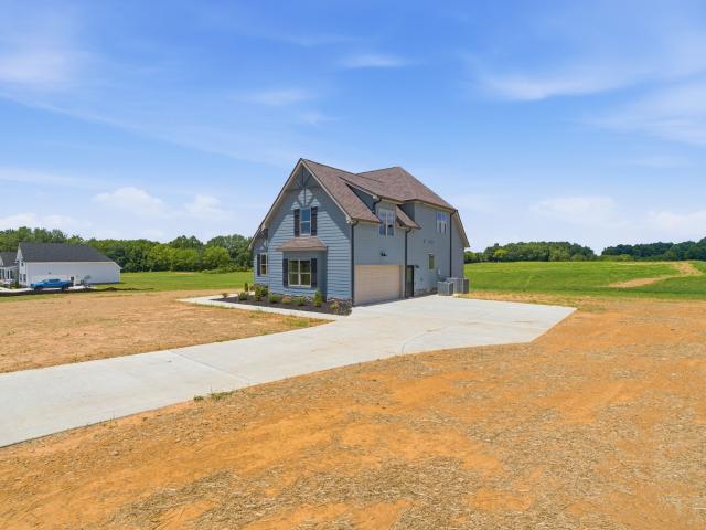 5560 Borthick Rd