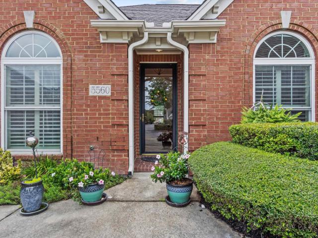 5560 fountain bay dr