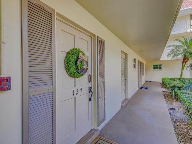 5560 Tamberlane Cir, Unit 127, Palm Beach Gardens, FL 33418 | MLS #R11155