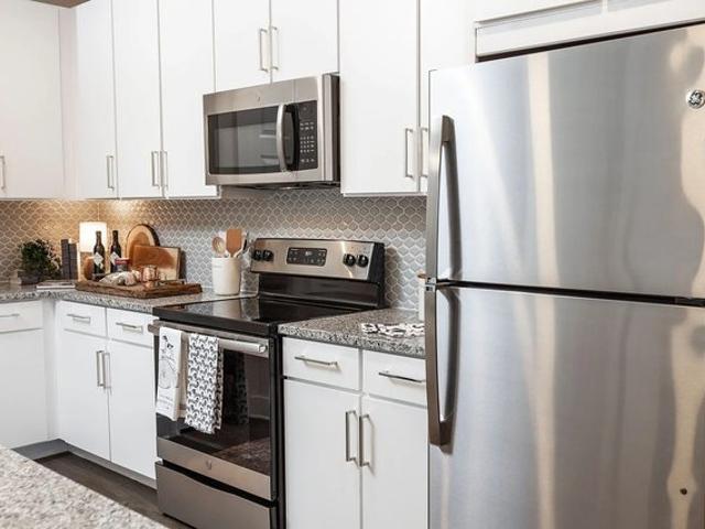5561 Post Oak Blvd, Wesley Chapel, FL 33544