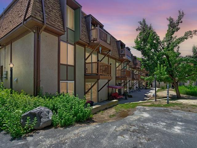 5561 S Willow Ln Apt E, Murray, UT 84107