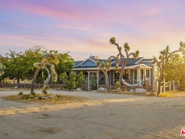 55626 Pipes Canyon Rd, Yucca Valley, CA 92284