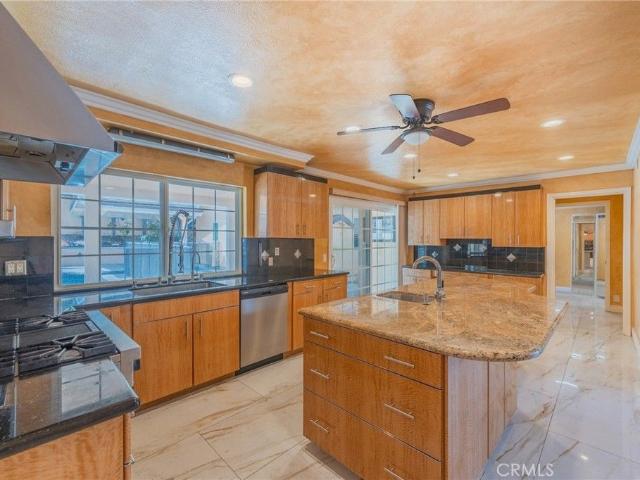 5562 Highland, Yorba Linda, US, CA