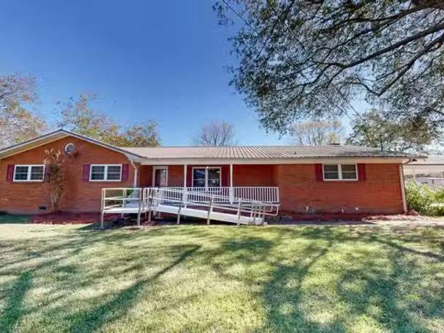 5562 WALDEN DR, KINSEY, AL 36303 Single Family Residence For S.