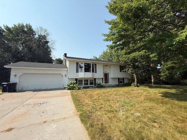 556 Constance Blvd NW, Andover, MN 55304