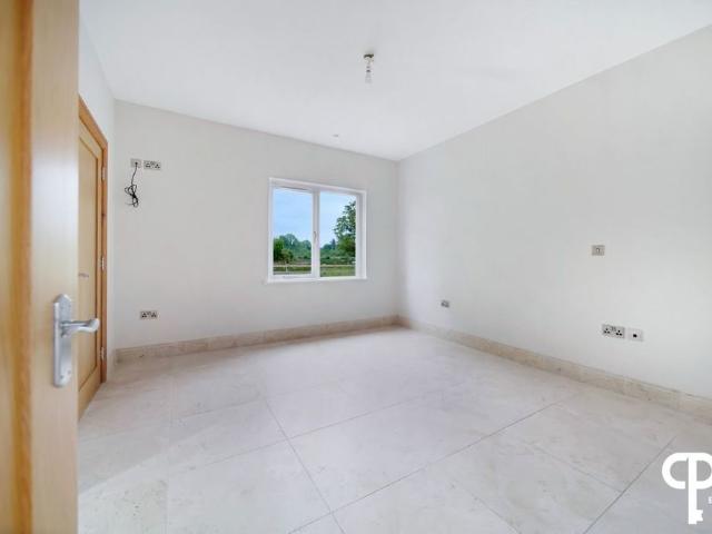 556 Boa Island Road, Kesh BT93 8AE