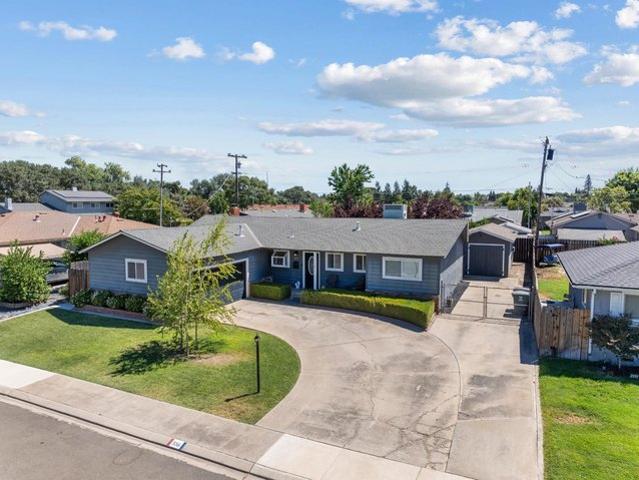 556 Del Rio Cir, Oakdale, CA 95361
