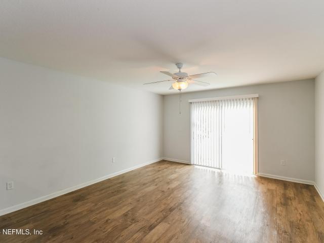 556 Eiseman Way, Jacksonville, FL 32216 | MLS #2124