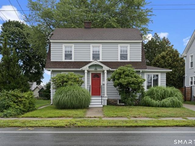 556 Ocean Ave, New London, CT 06320
