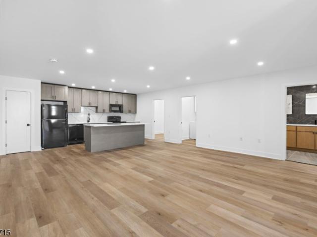 556 Main St, Unit 2, Orange, NJ 07050 | MLS #4001 | Compass