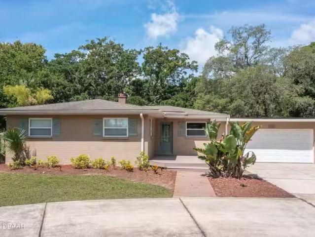 556 N Beach Street, Ormond Beach, FL 32174 652131898