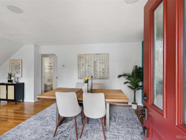 556 S Canosa Court