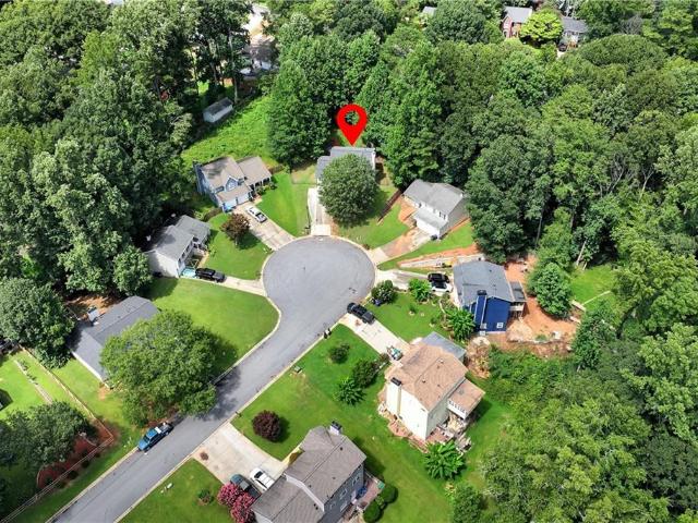 556 Sunfield Drive NW