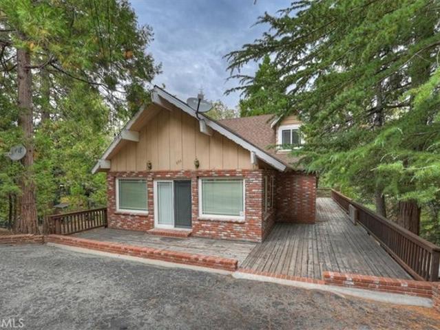 556 Pioneer, Lake Arrowhead, CA 92352