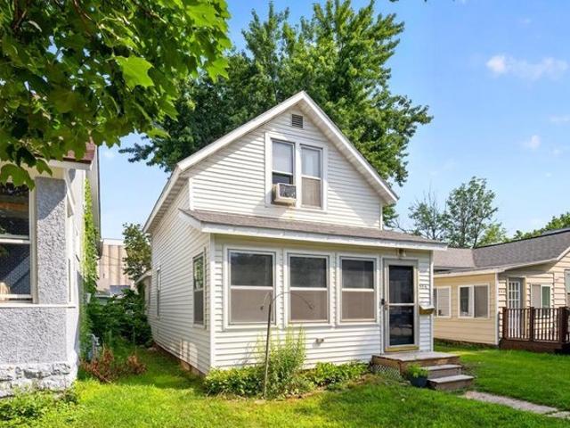 556 W 5th St, Winona, MN 55987
