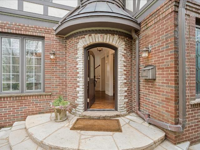 556 Willow Rd, Winnetka, IL 60093 | Compass
