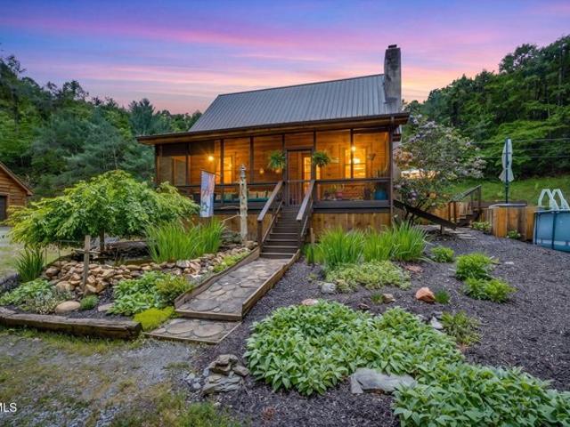 556 Underwood Springs Branch Rd, Bluff City, TN 37618