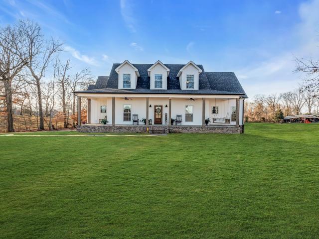 5574 Dowlen Rd, Cedar Hill, TN 37032 | MLS #3205