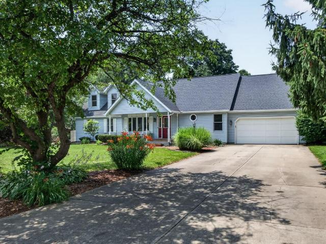 55757 Whispering Woods Lane